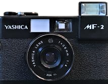 YASHICA MF 2 CAMERA LENS YASHICA 35 MM FİLM POİNT & SHOOT CAMERA READ* F4 38 MM LENS FOTOGRAF ...